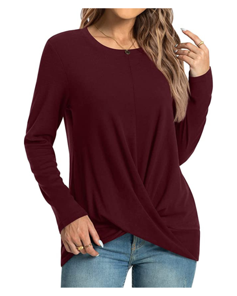 Sweaters that are Perfect for the Holidays -A Jetset Journal