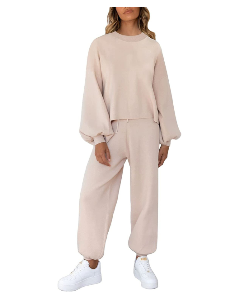 We’re Ready for a Comfy New Amazon Purchase-A Jetset Journal