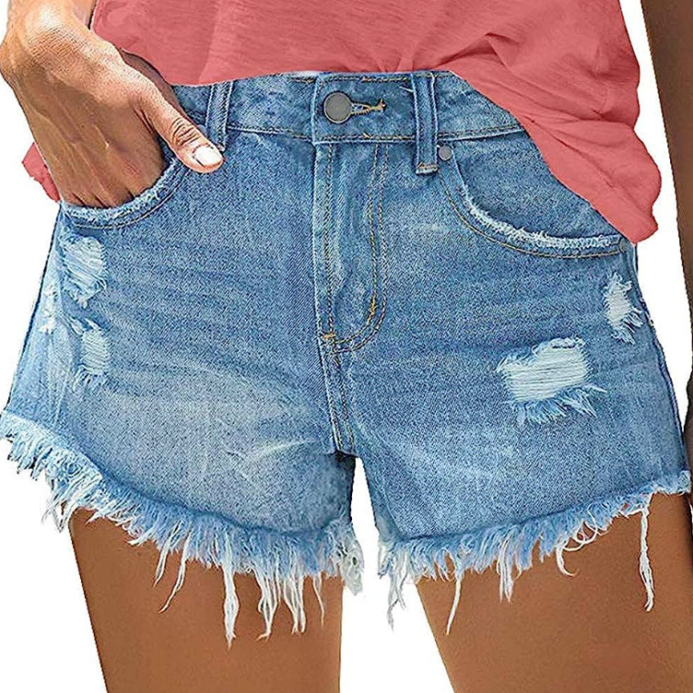 Your New Favorite Pair of Jean Shorts - A Jetset Journal