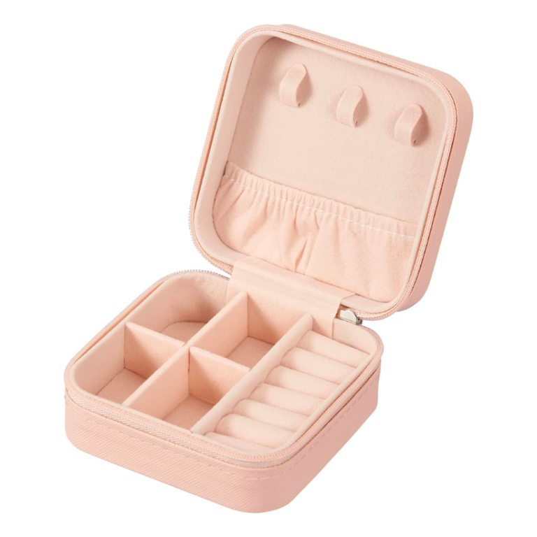 Spring Break Travel Essentials - A Jetset Journal