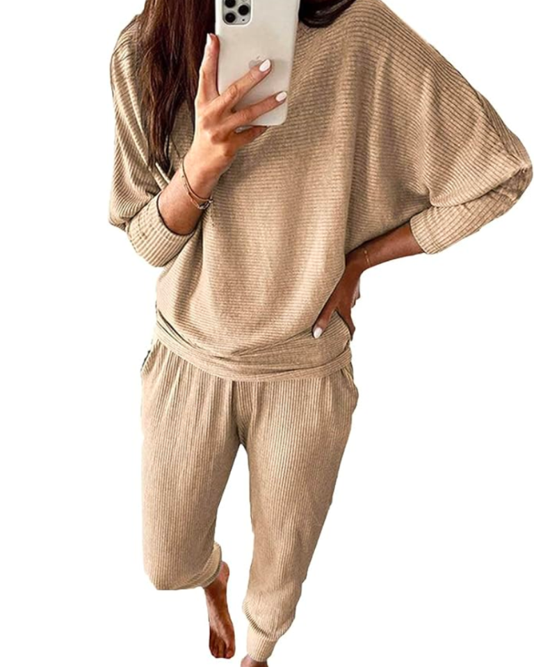 Cozy Leisure Sets You're Sure to Love - A Jetset Journal