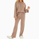 The Ultimate List of Cozy Sunday Looks - A Jetset Journal