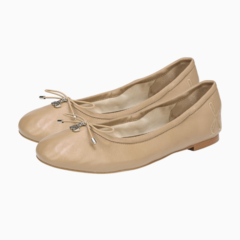 Grab Yourself a Pair of Ballet Flats - A Jetset Journal